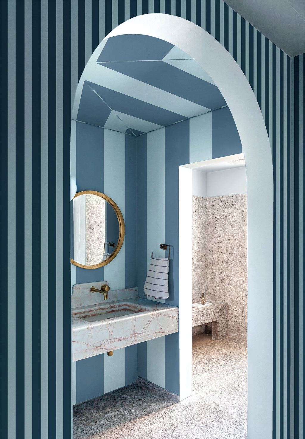 Stripe Julie